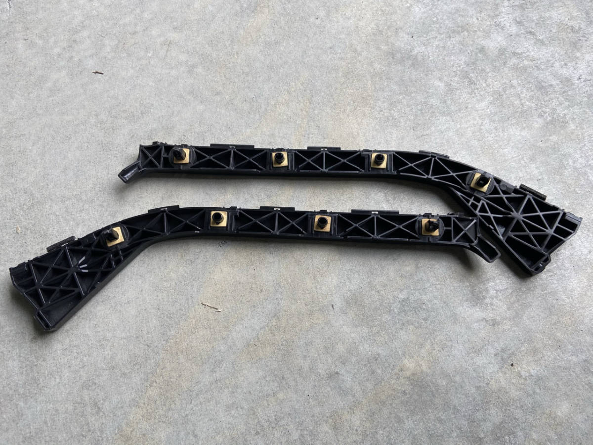 NHW20プリウス リアバンパーサイドサポート 左右 未使用品 バンパーリテーナー バンパーブラケット 20系プリウスの落札情報詳細 - Yahoo!オークション落札価格検索 オークフリー