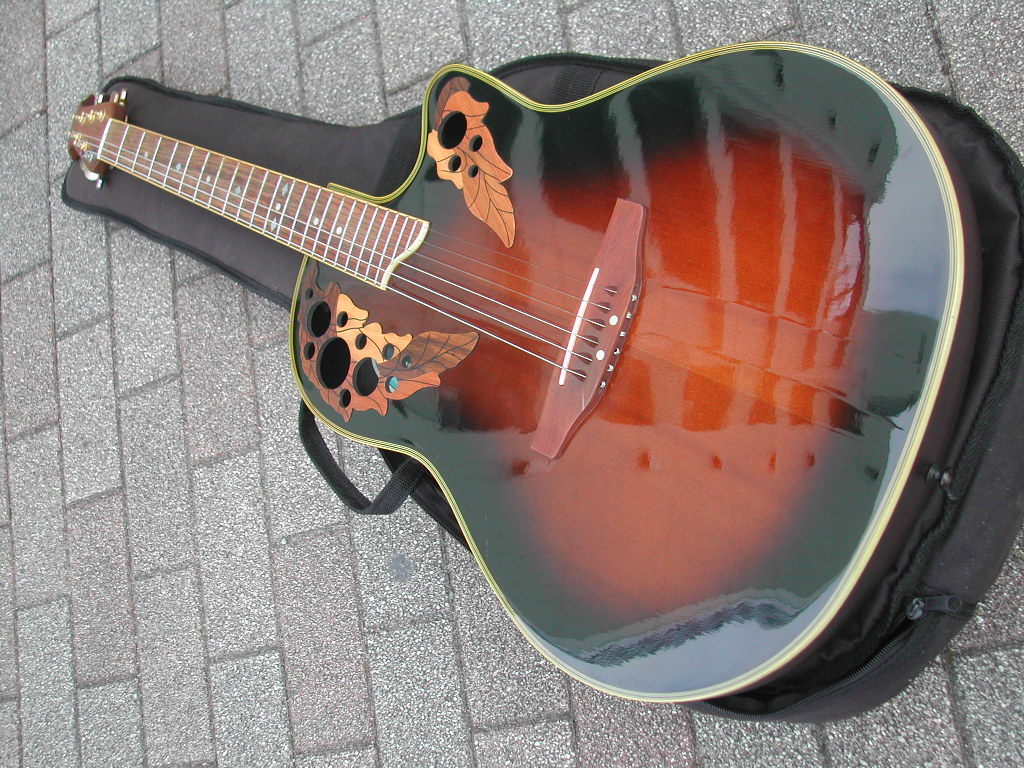 【やや傷や汚れあり】☆∮ Ovation Celebrity CS247 Middeep Body キバミあります オベーション ∮☆ の落札 ...