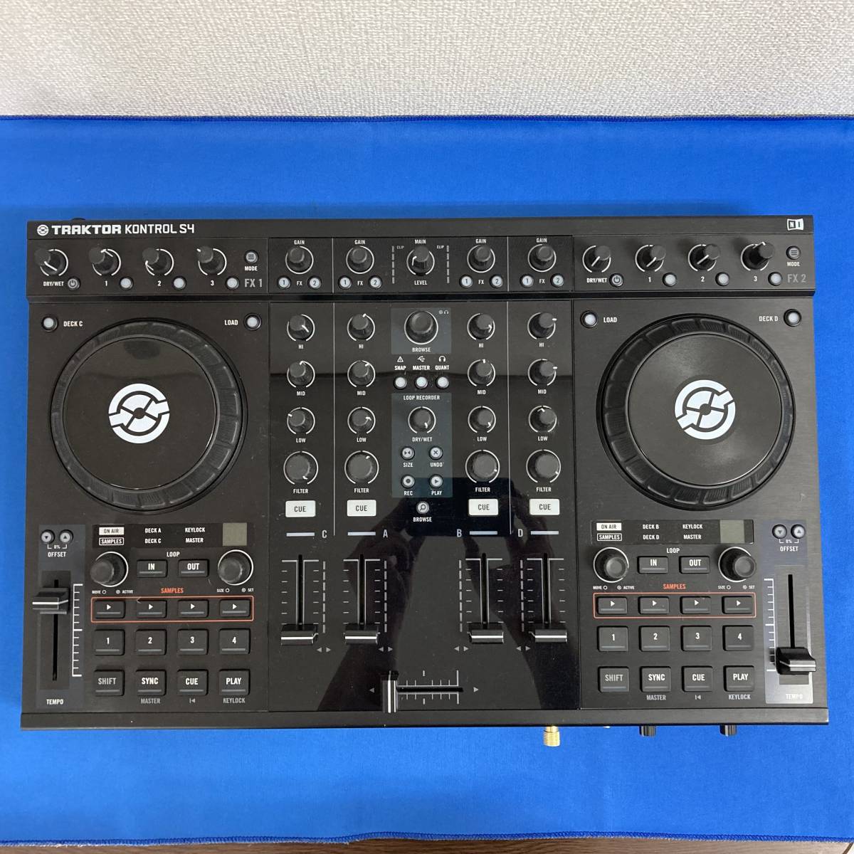 【傷や汚れあり】 Native Instruments DJコントローラー TRAKTOR KONTROL S2 MK3 【ジャンク ...