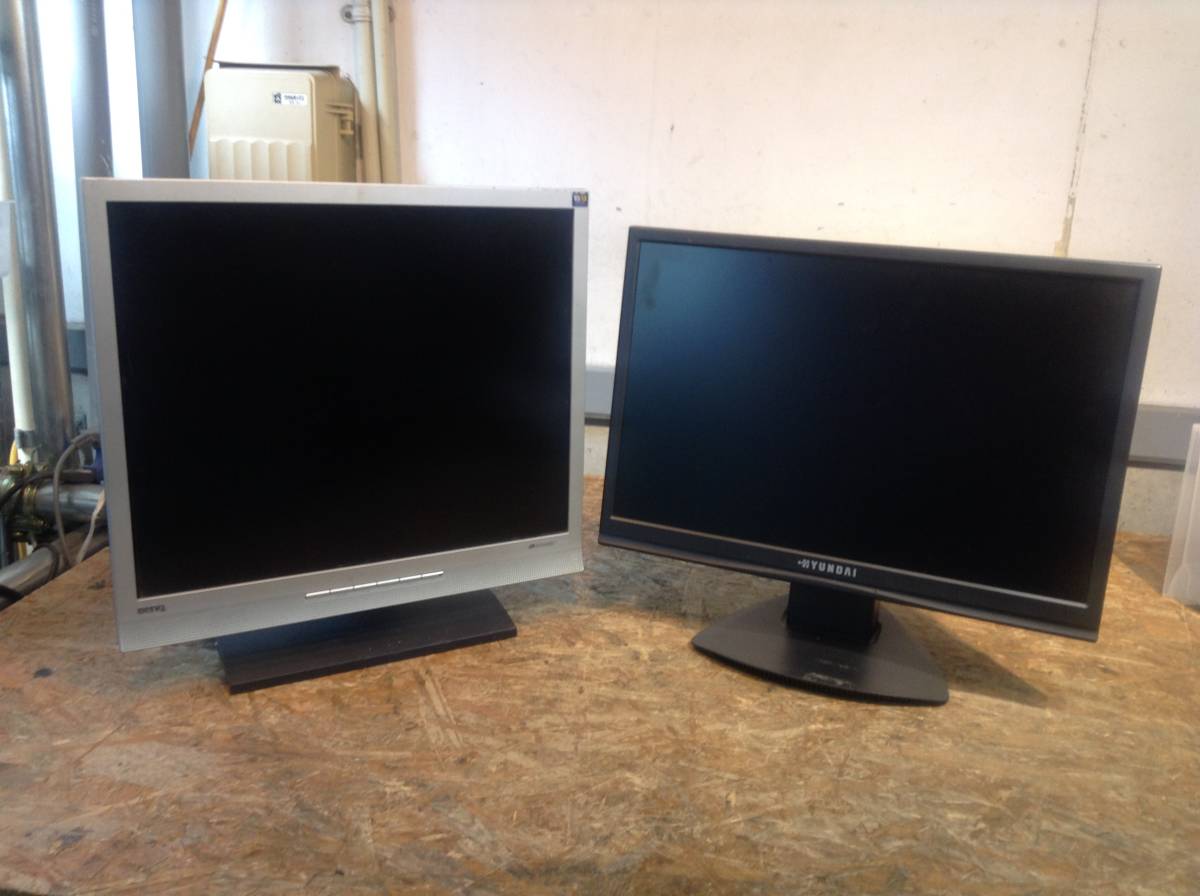 【傷や汚れあり】w220722-017B8 HYUNDAI BenQ 液晶モニター 2台 19インチ X93W FP92V 通電表示まで確認済 ...