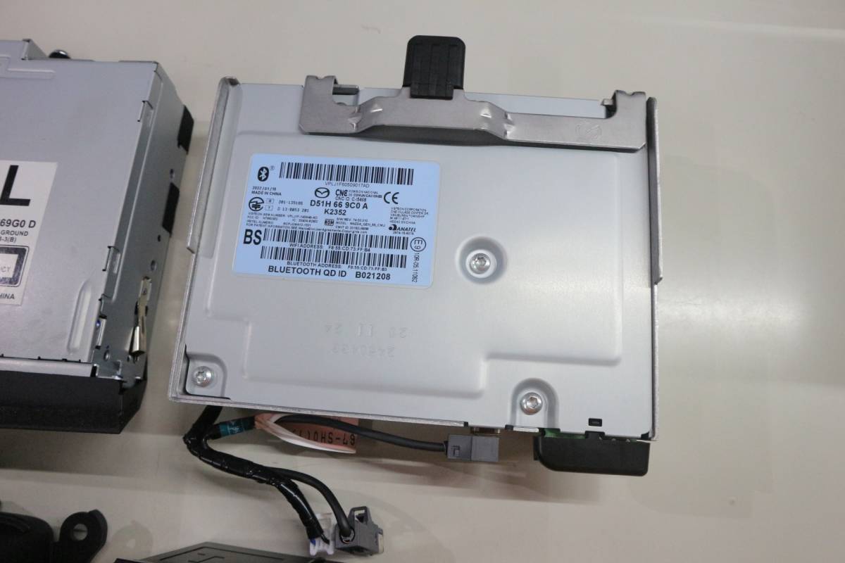【やや傷や汚れあり】D51H669C0A DB1L-669G0D TK78669U0E マツダ純正 MAZDA2取外 マツダコネクト本体 ...