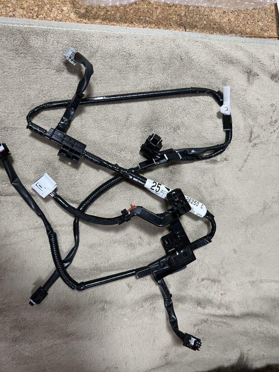 【未使用に近い】トヨタ ハイエースDX 新車取り外し 室外ハーネス 82114-26250の落札情報詳細 - ヤフオク落札価格検索 オークフリー