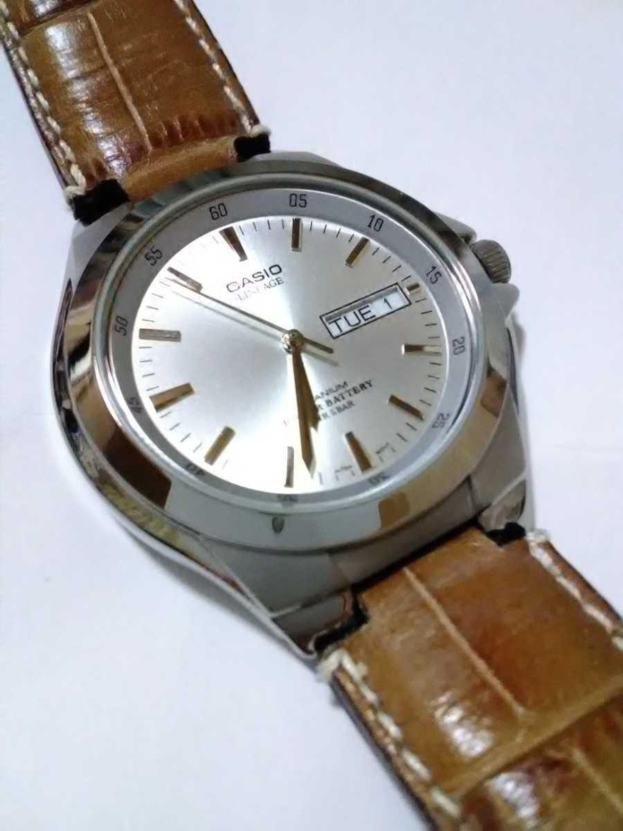 【目立った傷や汚れなし】美品 CASIO LINEAGE リニエージ 腕時計 LIN-171J 10年電池 デイデイト チタン バンビ裏面 ...