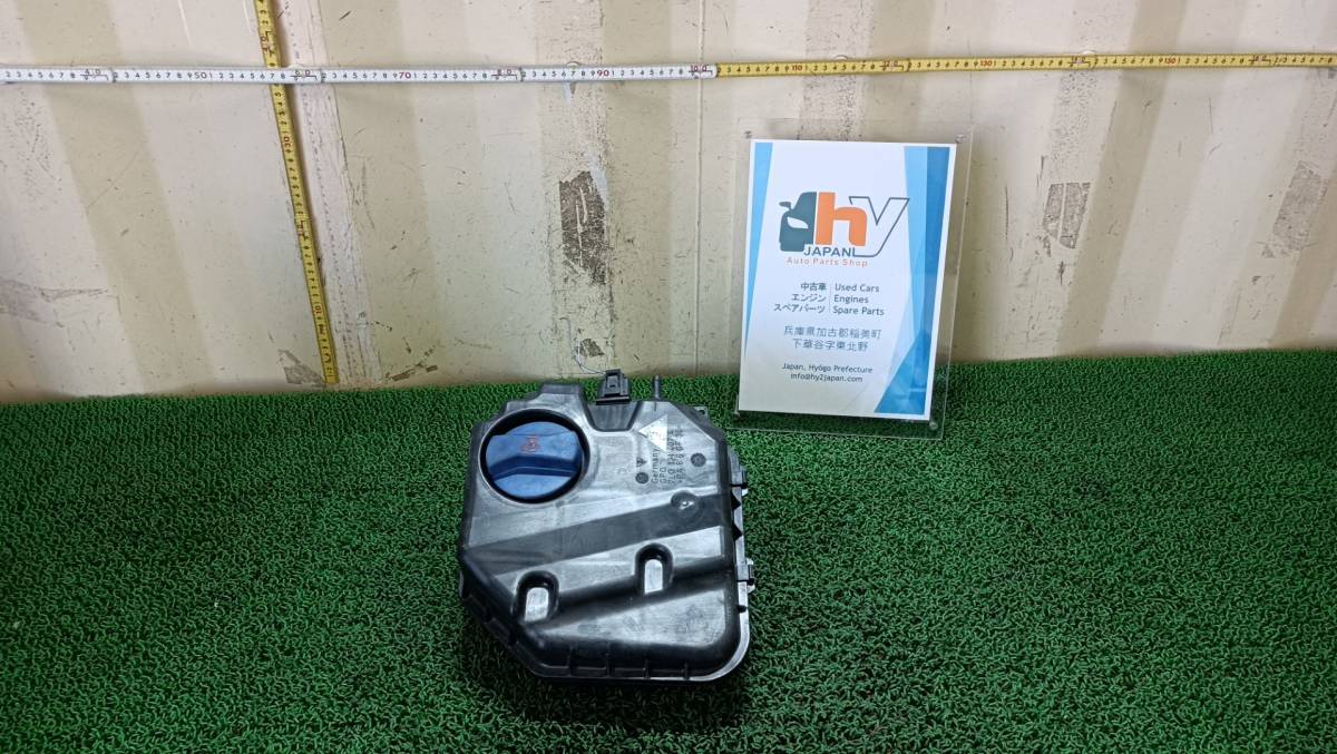 【やや傷や汚れあり】ポルシェ ラジエターリザーバータンク カイエン ABA-9PAM5501 2009 走行距離 105564km 中古 7L0121407E (C176-047) の落札情報 ...