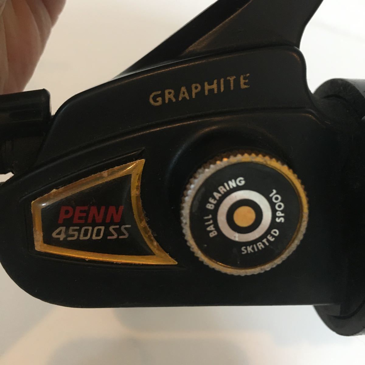 【やや傷や汚れあり】PENN 4500SS GRAPHITE リールの落札情報詳細 - ヤフオク落札価格検索 オークフリー