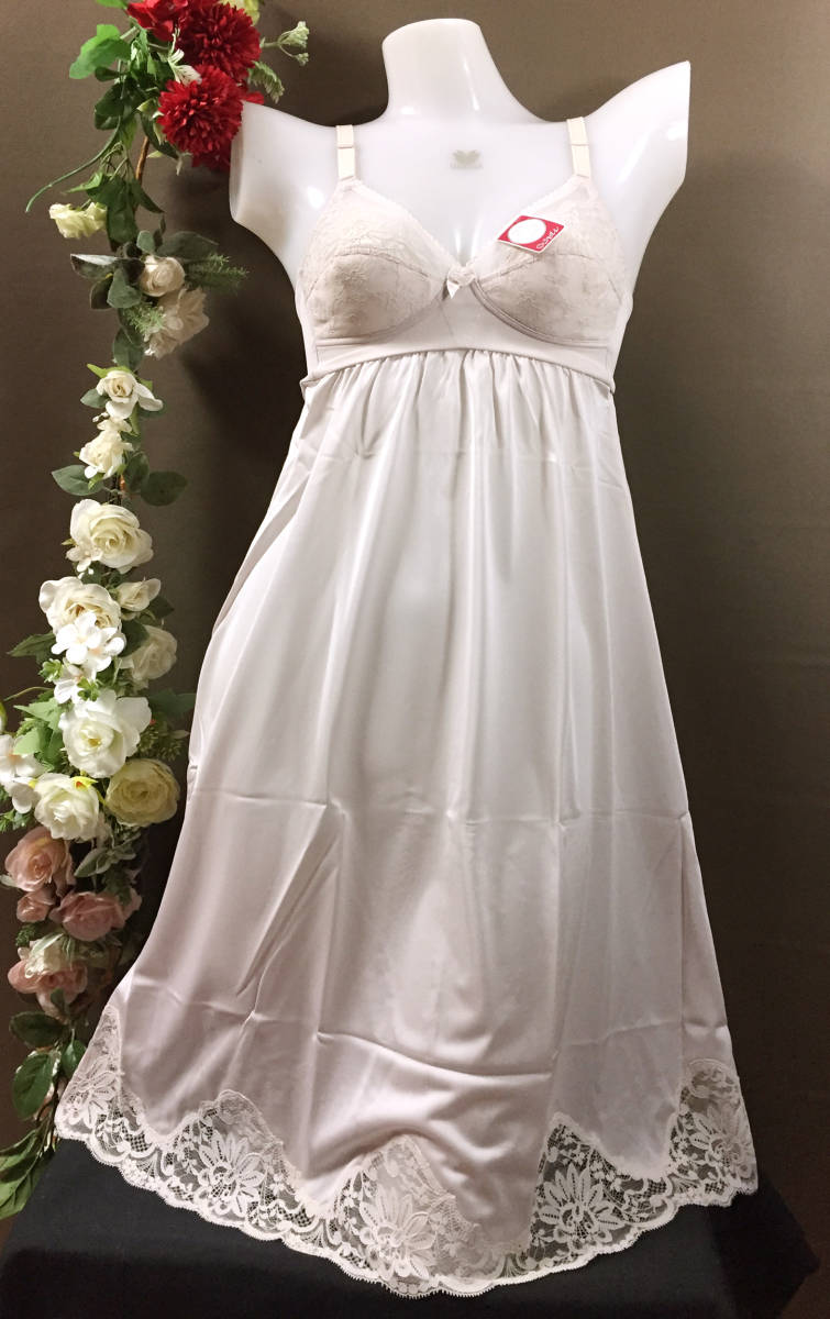 【未使用】*。o♪新品未使用【シャルレ FF011】花柄レース ブラスリップ*A75-95の落札情報詳細 - ヤフオク落札価格検索 オークフリー