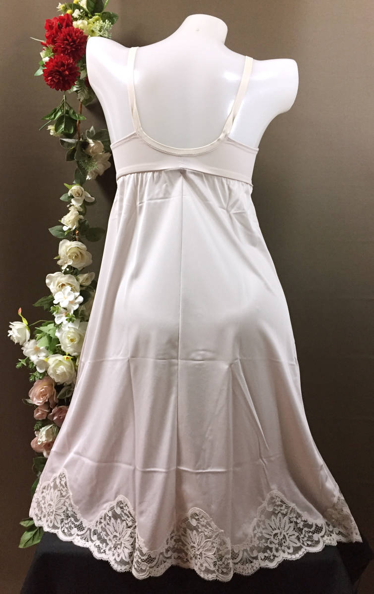 【未使用】*。o♪新品未使用【シャルレ FF011】花柄レース ブラスリップ*A75-95の落札情報詳細 - ヤフオク落札価格検索 オークフリー