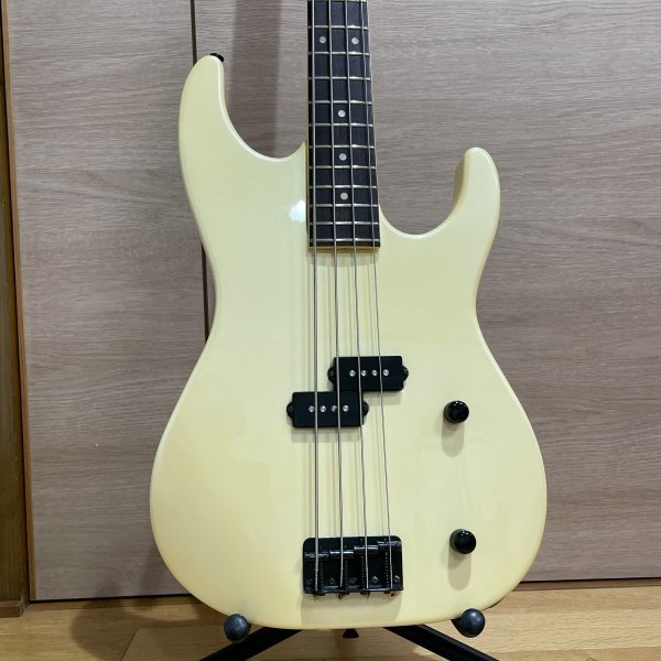 【目立った傷や汚れなし】美品！InnerWood/インナーウッド ベースギター BASS EXPRESS OPB☆音出し良好☆プレシジョン ...