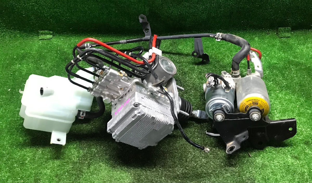 【傷や汚れあり】[ ABS-75 ] シエンタ ハイブリッド [ DAA-NHP170G ] ABSアクチュエーター [ 47210-52280 ]の落札情報詳細 - ヤフオク落札価格検索 ...