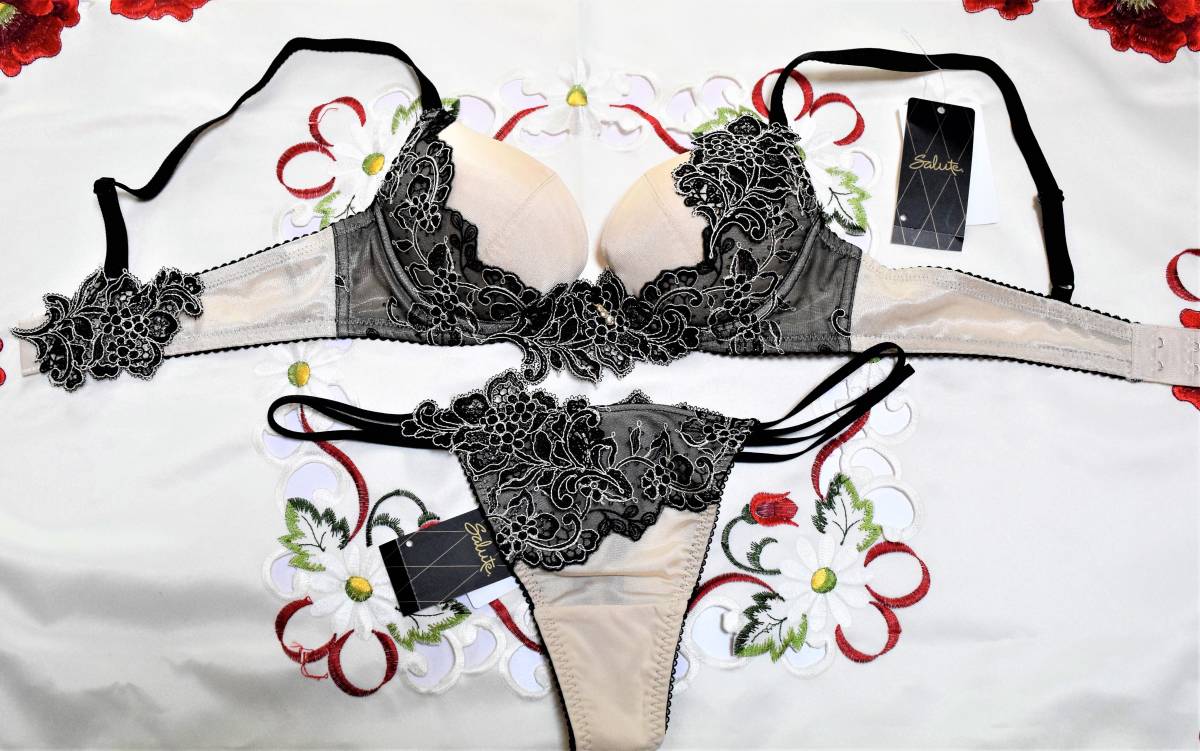 【未使用】新品・タグ付き☆ワコール☆サルート☆57G・ニュールック☆BR☆B65＆ソングMの落札情報詳細 - ヤフオク落札価格検索 オークフリー