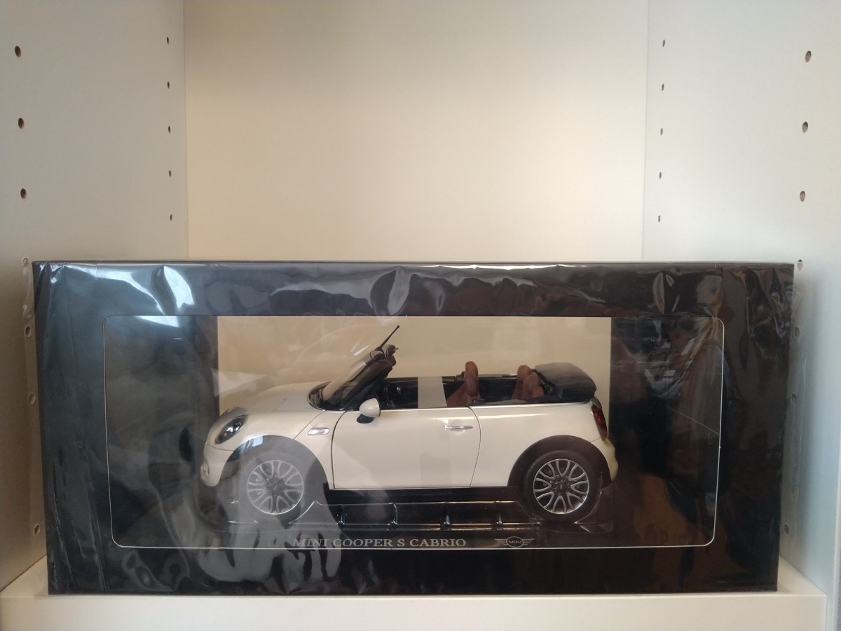 【未使用】BMW MINI COOPER S CABRIO 1/18 スケール モデルカー ミニクーパー S カブリオレ 2016 ペッパー ホワイト コンバーチブル 80432405582の ...