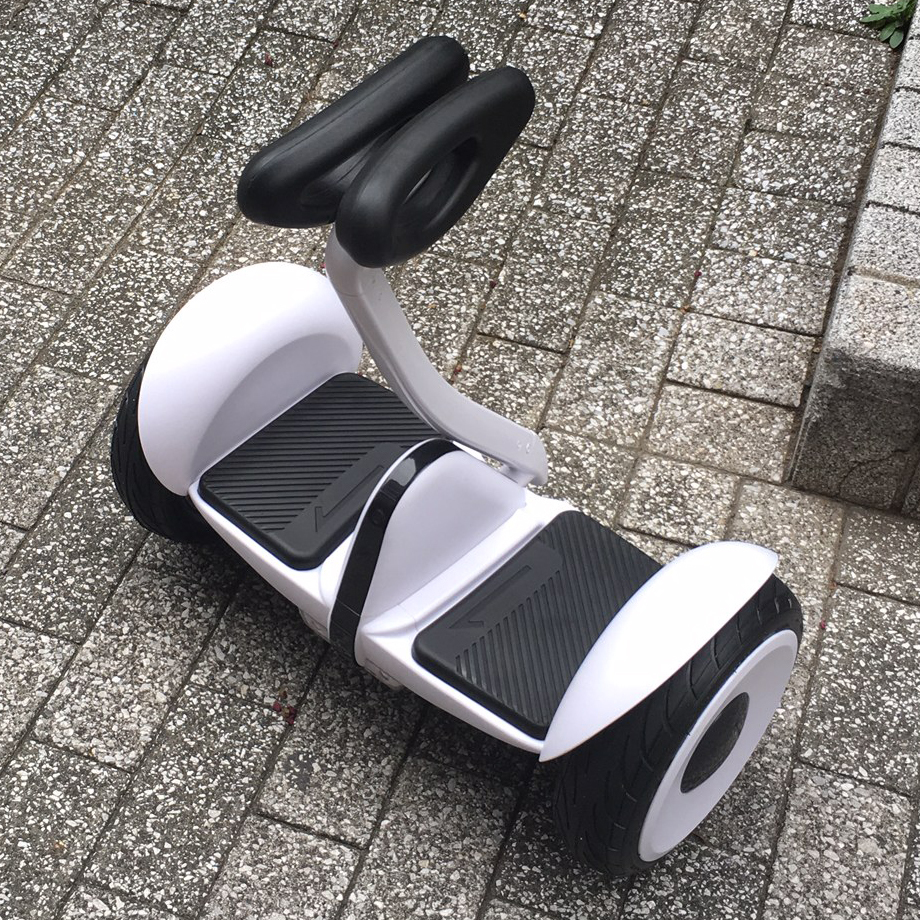 【未使用】バランススクーター ミニセグウェイ スケートボード スケボー バランスボード 電動スクーター 乗り物 mini scooter ...