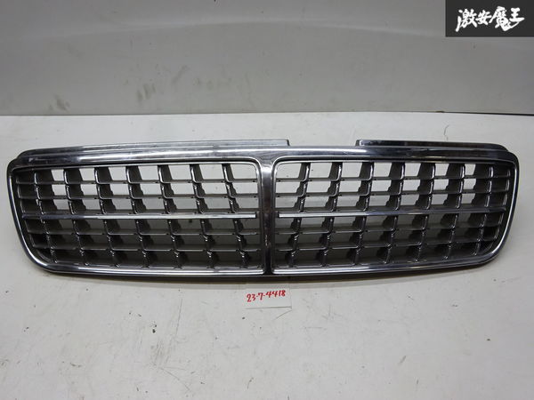 【傷や汚れあり】日産 純正 Y33 セドリック ブロアム 後期 フロントグリル ラジエーターグリル 62310 5P600 メッキ グリル ...