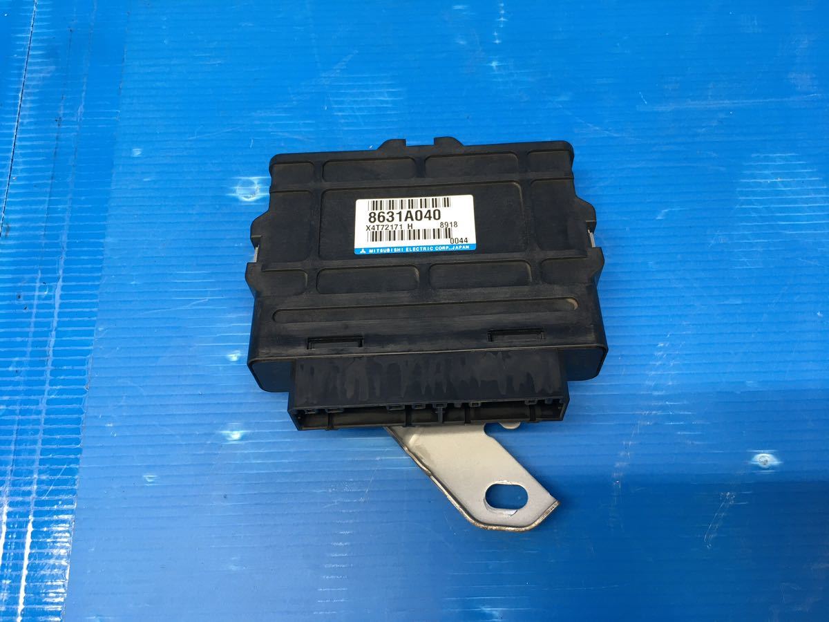 【やや傷や汚れあり】CZ4A ランエボ エボ10 GSR 純正 4WDコンピューター AYC AWD コンピューター 8631A040 ...