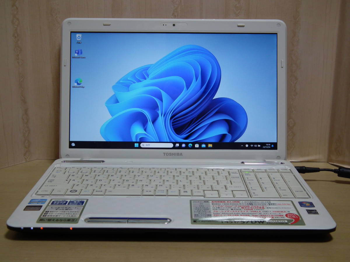 【やや傷や汚れあり】№676【東芝 Satellite T451/57DW SSD256GB搭載/WIN11Pro/Core-i7/メモリ ...
