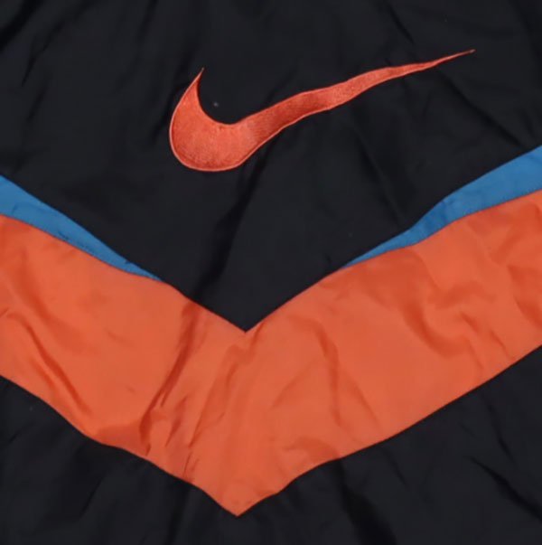 【目立った傷や汚れなし】nj96ナイキnikeアメリカ古着ナイロンジャケット90sビンテージ旧タグs切り替えバックスオッシュロゴ刺ロゴオールド&レトロスタイルの落札情報詳細 ヤフオク