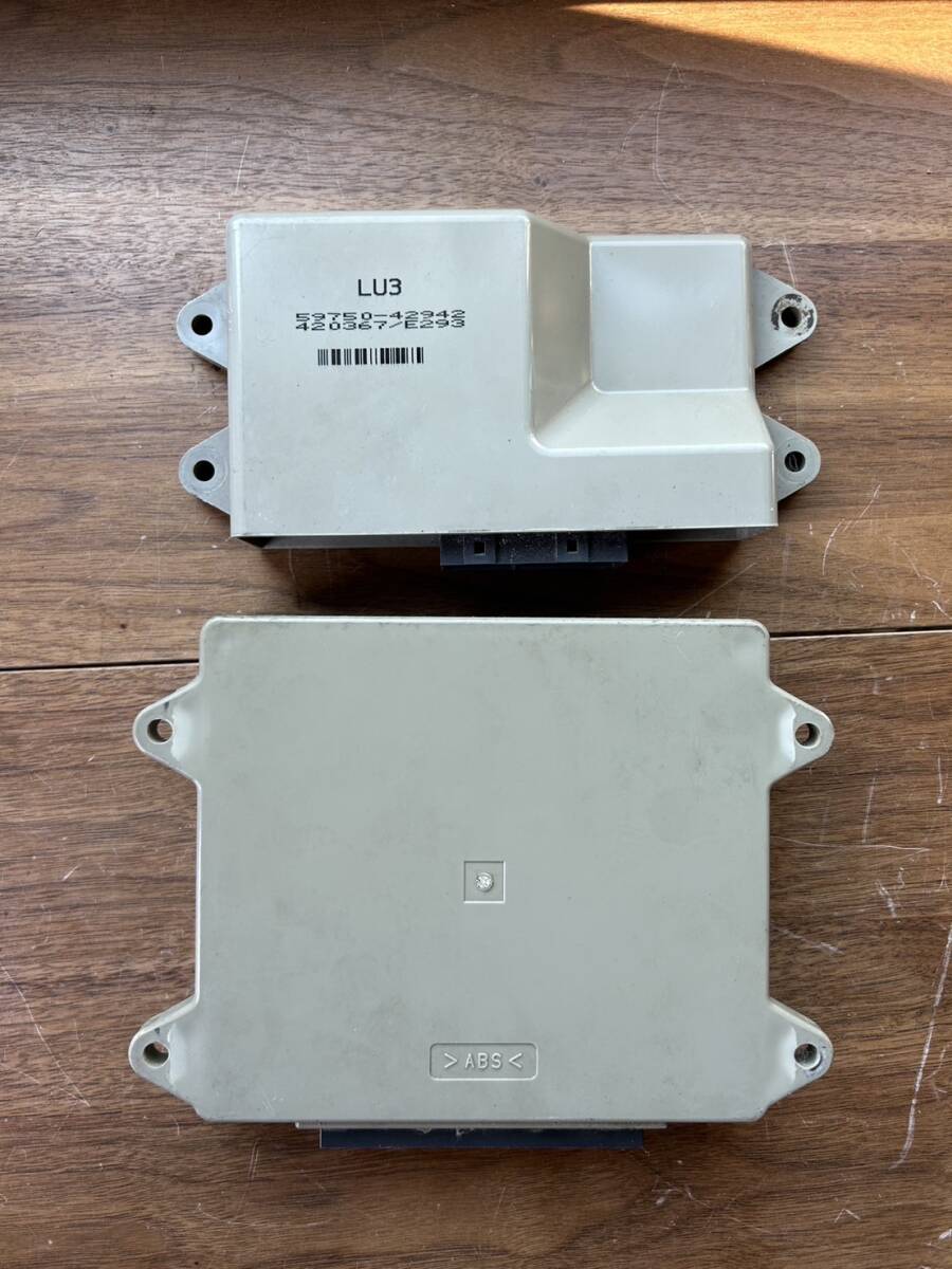 【傷や汚れあり】クボタ コンバイン SR40G マイコンユニット LU3 D2 CU コンピュータ コントローラ 電子部品 【P表示確認済】の ...