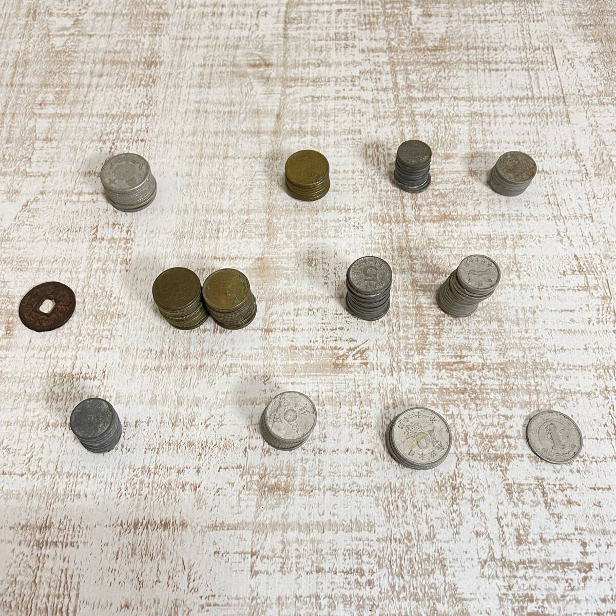 【全体的に状態が悪い】BF24【古銭】日本 まとめ 一銭 五銭 拾銭 五拾銭 1円などの落札情報詳細 - Yahoo!オークション落札価格検索 オークフリー