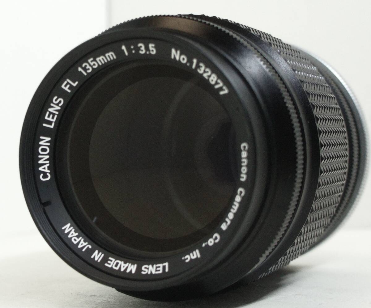 【目立った傷や汚れなし】~実写確認済~ ☆外観美品・人気の中望遠単焦点レンズ☆ キャノンFD/FLマウント用 CANON LENS FL ...
