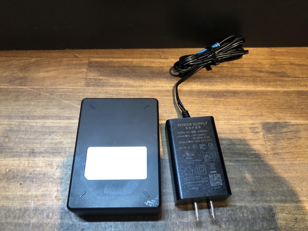 【全体的に状態が悪い】004★ジャンク品★サイエンス 空調風神服 空調服用バッテリ RD9390 バッテリ+ACアダプタ※充電のみ確認の為 ...