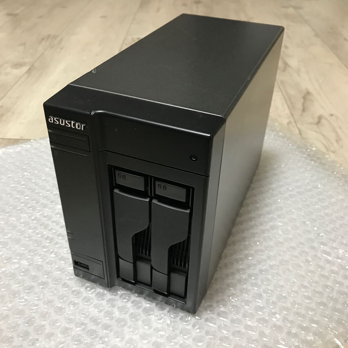 【傷や汚れあり】ASUSTOR AS6302T NAS 2ベイ 8GB HDMI USB Type-Cの落札情報詳細 - Yahoo ...
