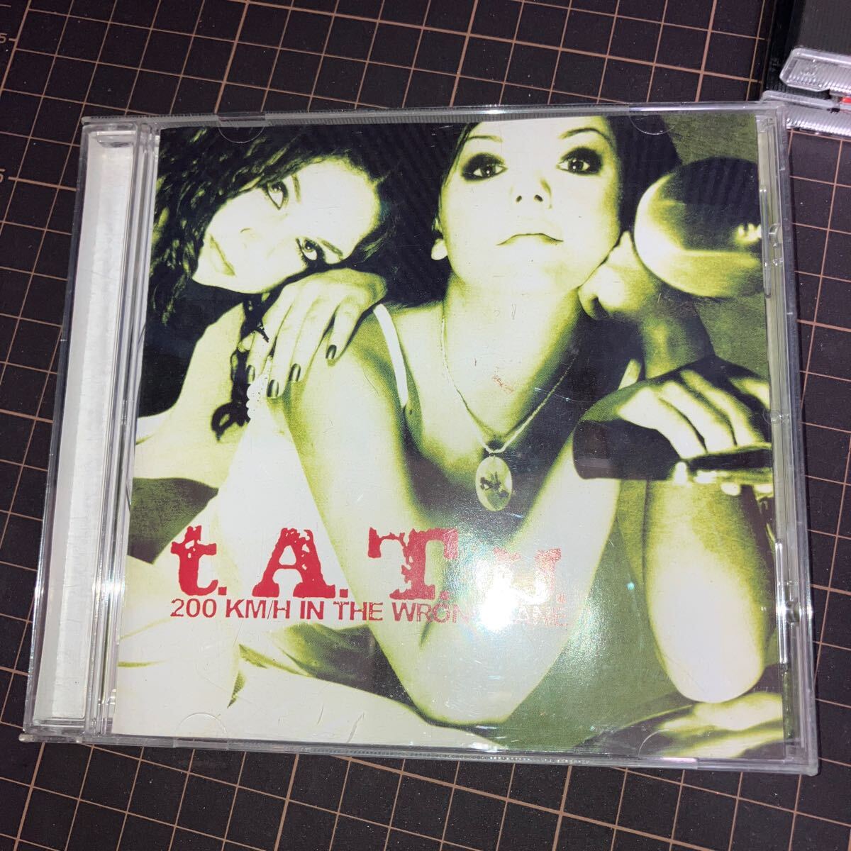 【やや傷や汚れあり】t.A.T.u. / 200KM/H IN THE WRONG LANEの落札情報詳細 - Yahoo!オークション落札価格検索 オークフリー