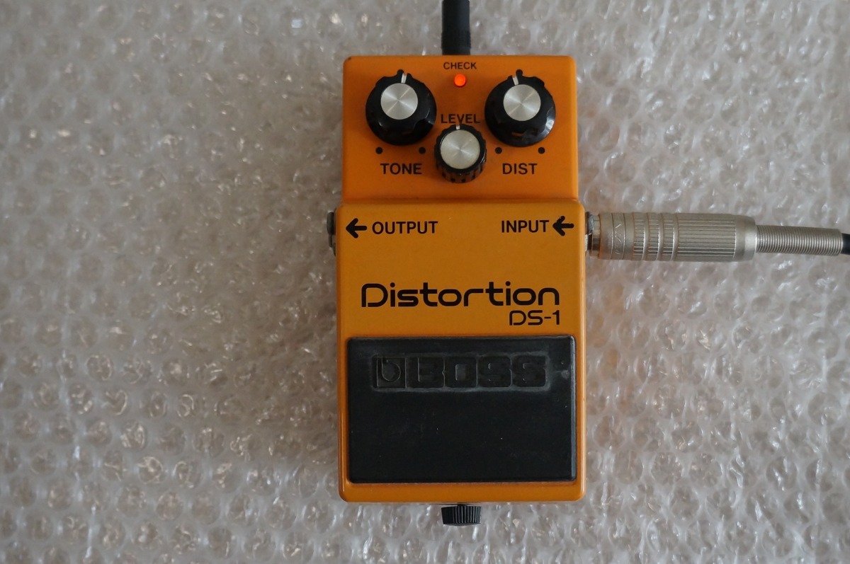 【傷や汚れあり】BOSS Distortion DS-1 ディストーションの落札情報詳細 - Yahoo!オークション落札価格検索 オークフリー