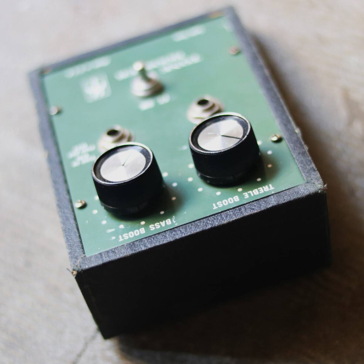 【傷や汚れあり】60年代”UMI～ Tone Booster” RCA 2N2613 Made in USA ゲルマニウムトランジスタ1石の ...