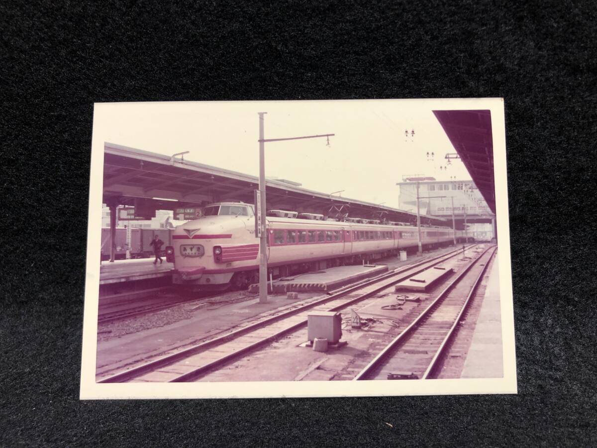 【やや傷や汚れあり】【昔の鉄道写真】LC159-20 新宿駅 5M/あずさ クハ181＋モハ181 昭50.4.20 国鉄/国電 r-46の落札情報詳細 - Yahoo!オークション落札価格 ...