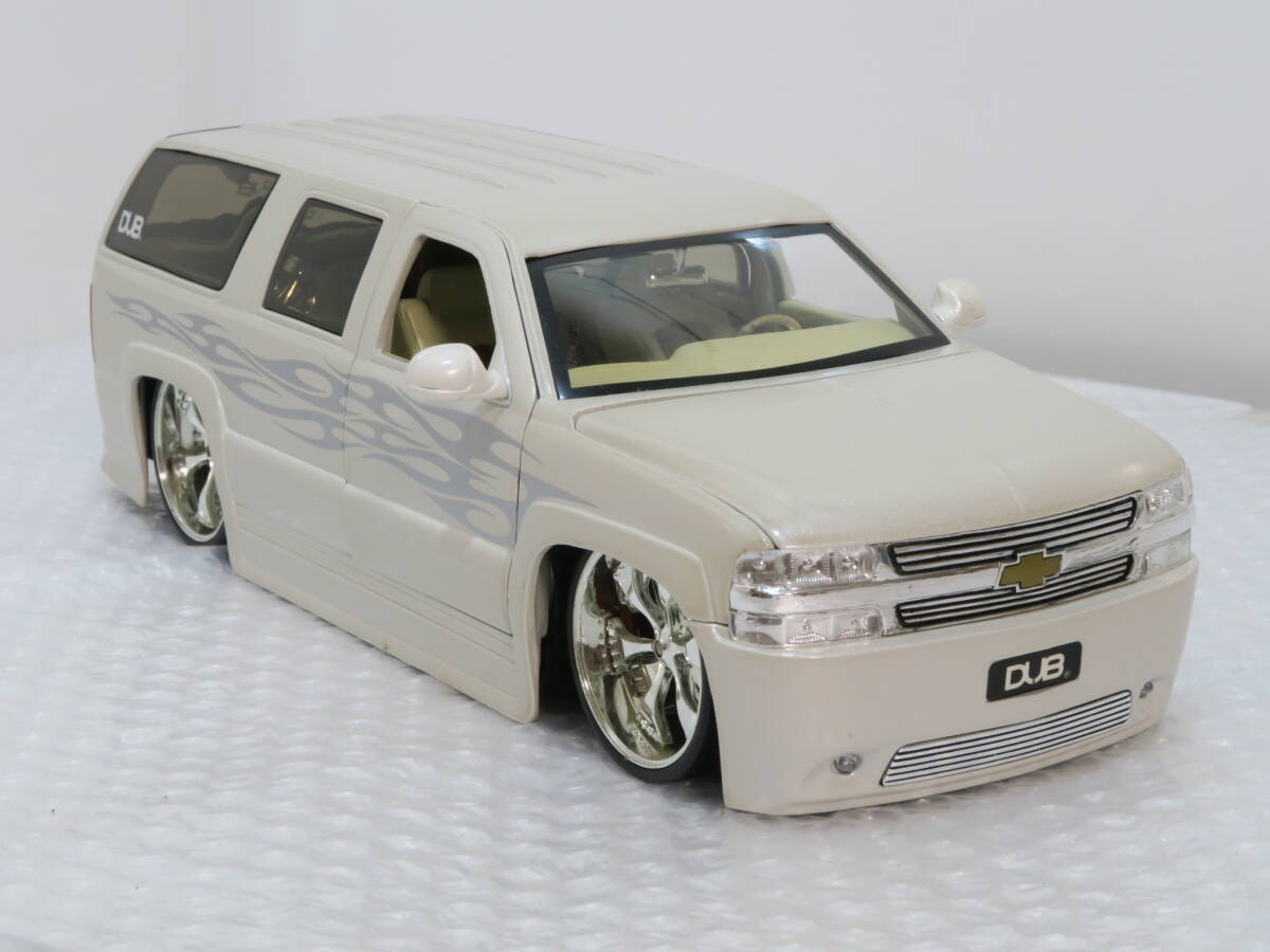 【やや傷や汚れあり】JadaToys 1/18 シボレー アストロ バン イエロー ミニカー DUB CITY BIG BALLERS ...