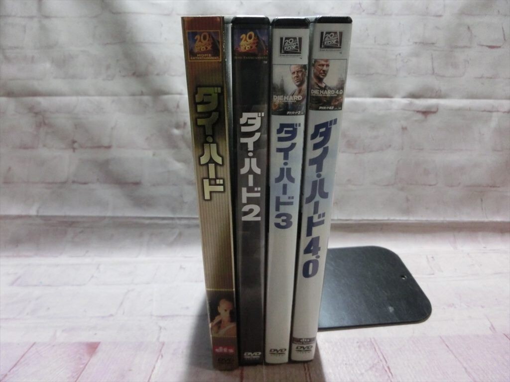 【やや傷や汚れあり】MD【SD5-51】【60サイズ】 ダイ・ハード/シリーズDVD4本セット/1+2+3+4.0/日本語吹替あり/ブルース ...