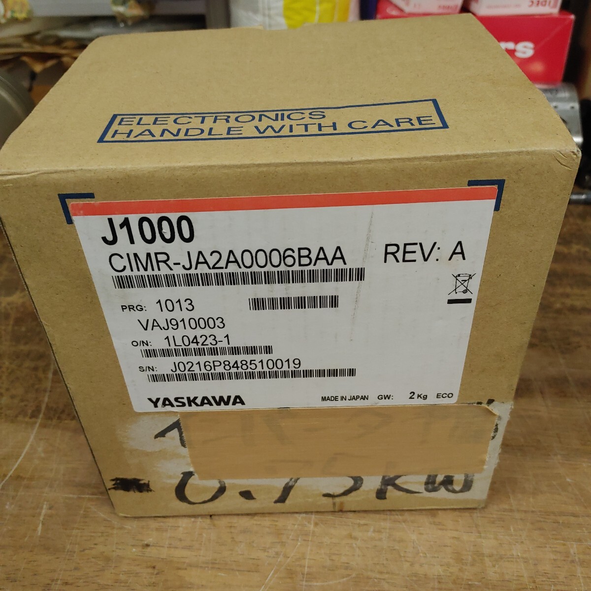 【未使用】たぶん 未使用品 安川電機 J1000 CIMR-JA2A0006BAA インバータ YASKAWAの落札情報詳細 - Yahoo ...