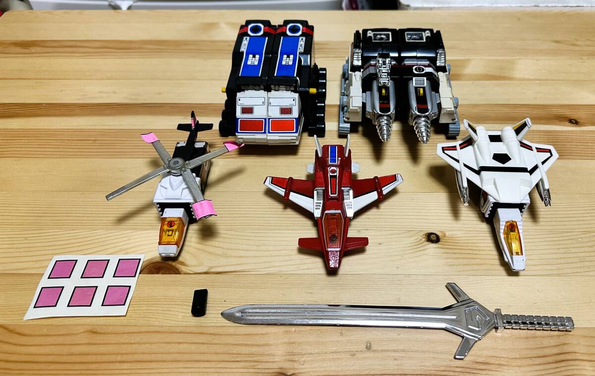 【傷や汚れあり】BANDAI 光戦隊マスクマン 1987年 DX超合金 グレートファイブ 中古使用品 ジャンク扱い 送料無料の落札情報詳細 - Yahoo!オークション落札価格検索 オークフリー