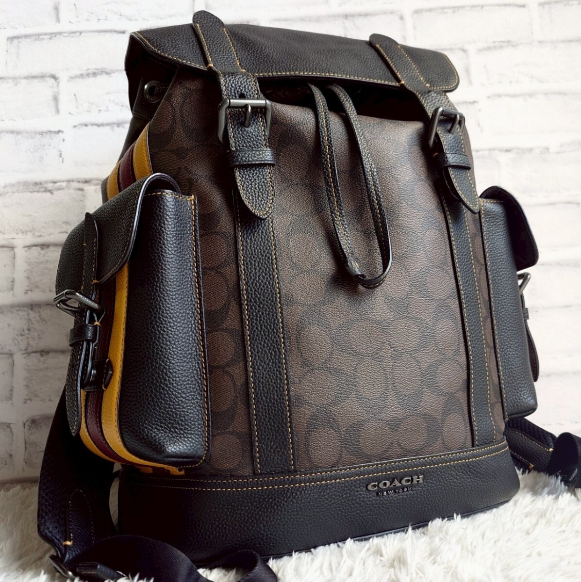 【未使用に近い】 新品同様/最新/現行モデル COACH コーチ ヒッチ バックパック ブロックド シグネチャー 大容量 A4 ビジネス リュック ブラック 黒 レザーの落札情報詳細 ...