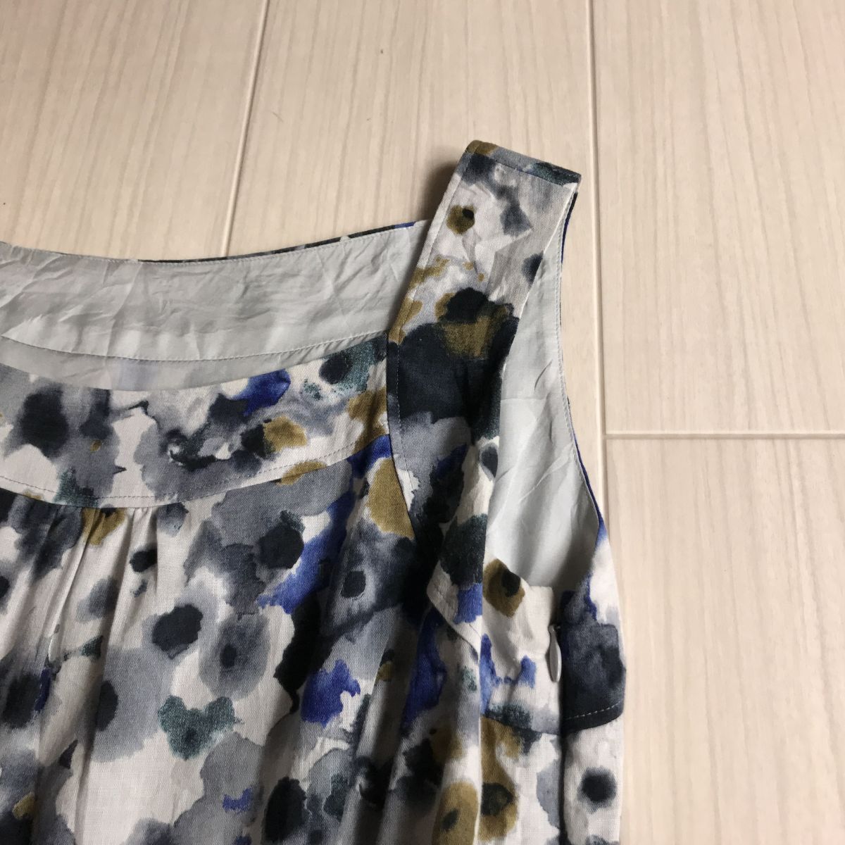 【目立った傷や汚れなし】 comme ca du mode リネンブレンド 花柄 ノースリーブ ワンピースの落札情報詳細 - Yahoo!オークション落札価格検索 オークフリー