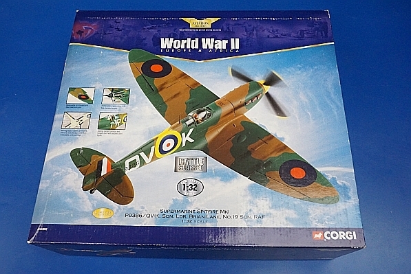 ★CORGI コーギー 1/32 AVIATION ARCHIVE イギリス空軍 スピットファイア MK.I 第19飛行隊 ブライアンレーン ...