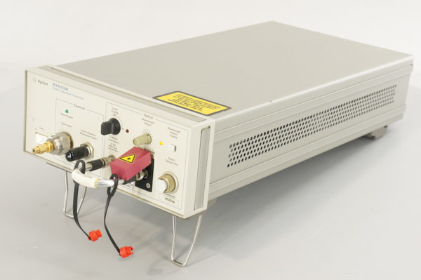[DW]Agilent 83433A Lightwave Transmitter ライトウエーブ トランスミッター 10Gb/s ...