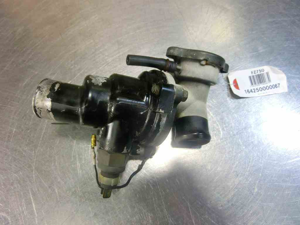 【50374】三菱ふそう ファイター FK628G ラジエターキャップ MC432142 未使用 の落札情報詳細| ヤフオク落札価格情報 オークフリー