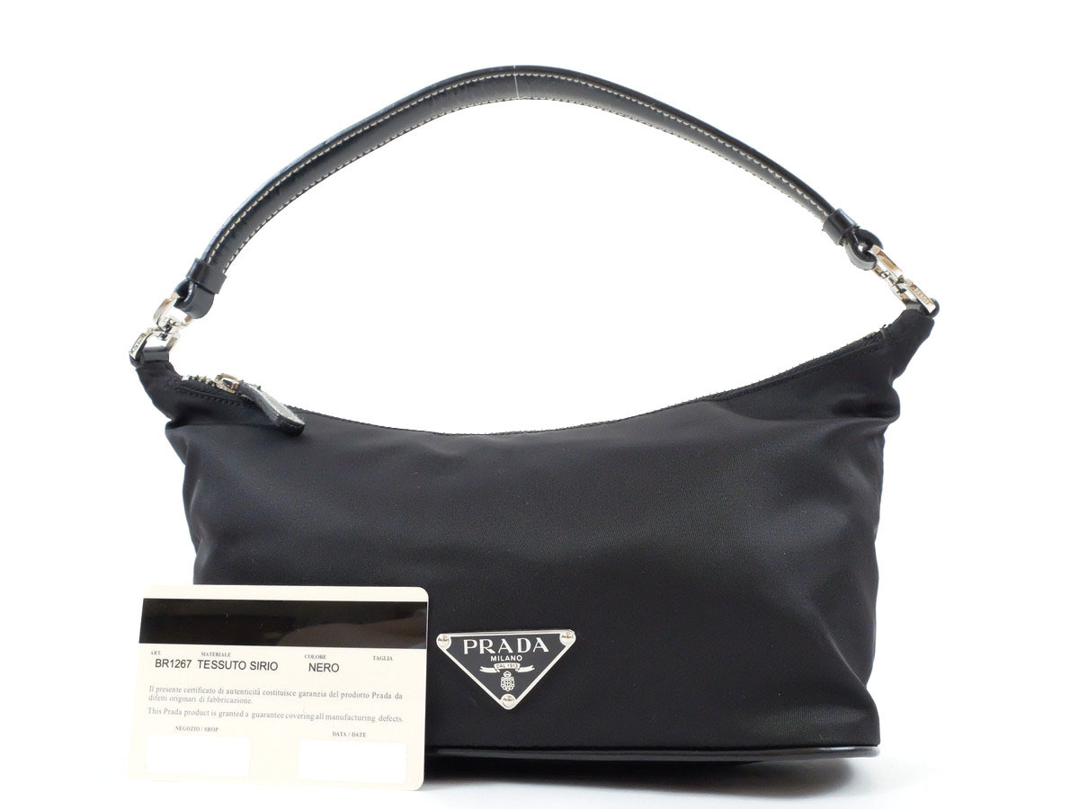 期間限定 綺麗【PRADAプラダ】三角ロゴ ワンショルダーバッグ アクセサリーポーチ ナイロン NERO ブラック BR1267 小物入れの落札情報詳細 - Yahoo!オークション落札価格 ...