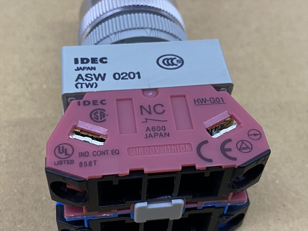IDEC セレクタスイッチ10個セット（ASW 0201、HW-G01、HW-G10） 中古の落札情報詳細 - Yahoo!オークション落札 ...