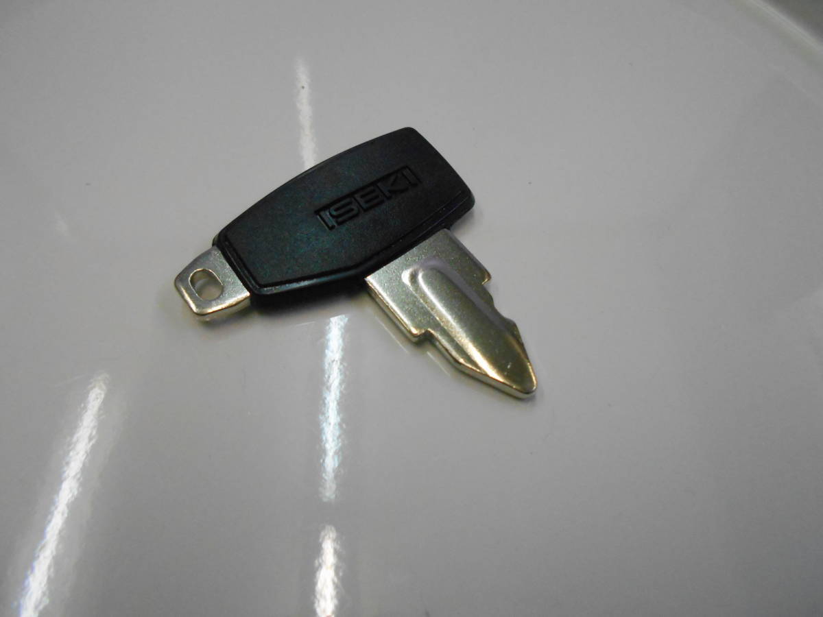 【新品】合鍵 【コピーキー】 イセキ キー 井関 ISEKI KEY カギ番無し 共通キー 合鍵が1本の出品です 注※純正キーは出品物ではあり ...
