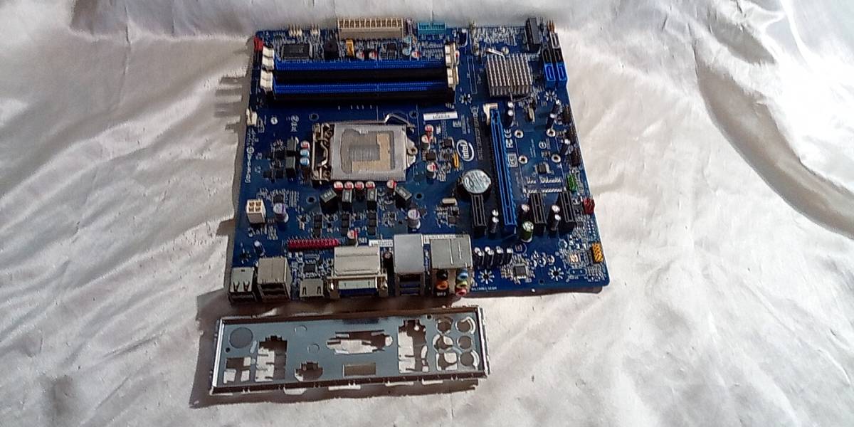 【やや傷や汚れあり】★インテル DH77EB LGA1155 H77 MATX マザーボードの落札情報詳細 - ヤフオク落札価格検索 オークフリー