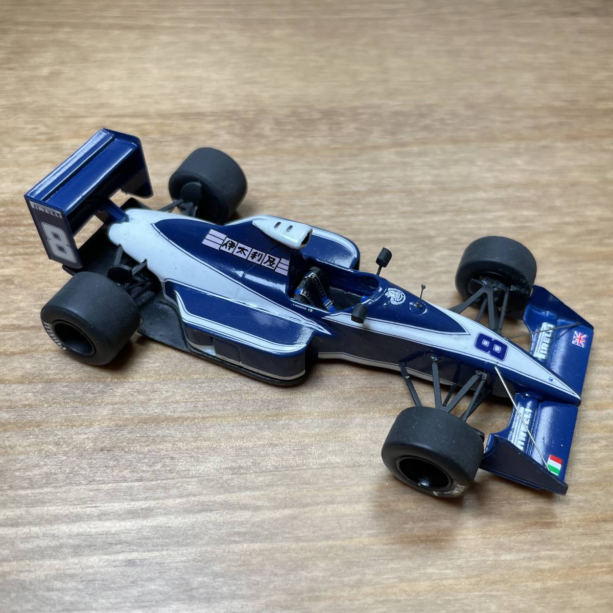 【目立った傷や汚れなし】【ミニチュア 完成品】BRABHAM BT59 1990 JAPAN GP 1/43 TAMEO タメオ モデルカー JUDD Stefano Modena ...