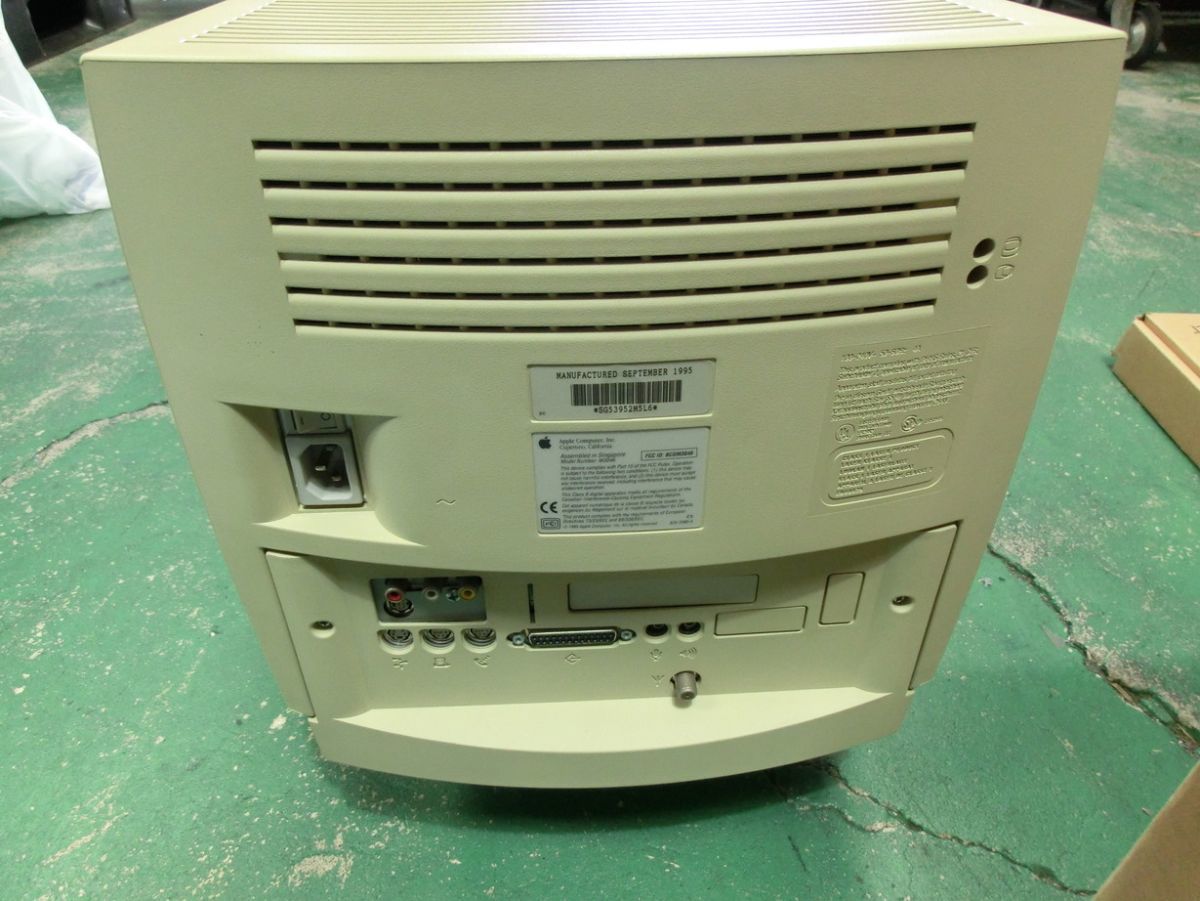 【全体的に状態が悪い】T【な-35】【170サイズ】Apple/Macintosh Performa 5220 M3046/本体/HDD無し ...