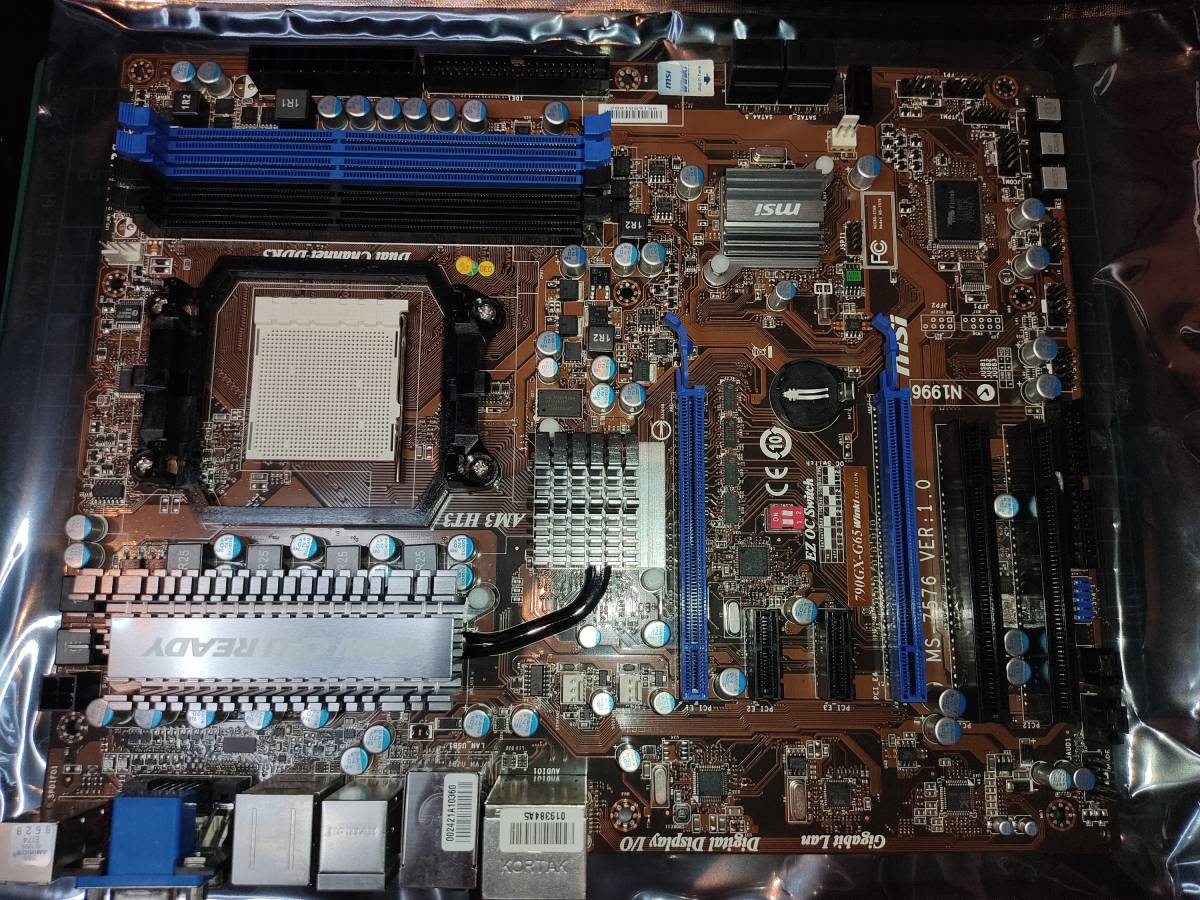 【やや傷や汚れあり】【検証動画有り】MSI 790GX-G65 Winki Edition AMD 790GX +SB750 DDR3 ...