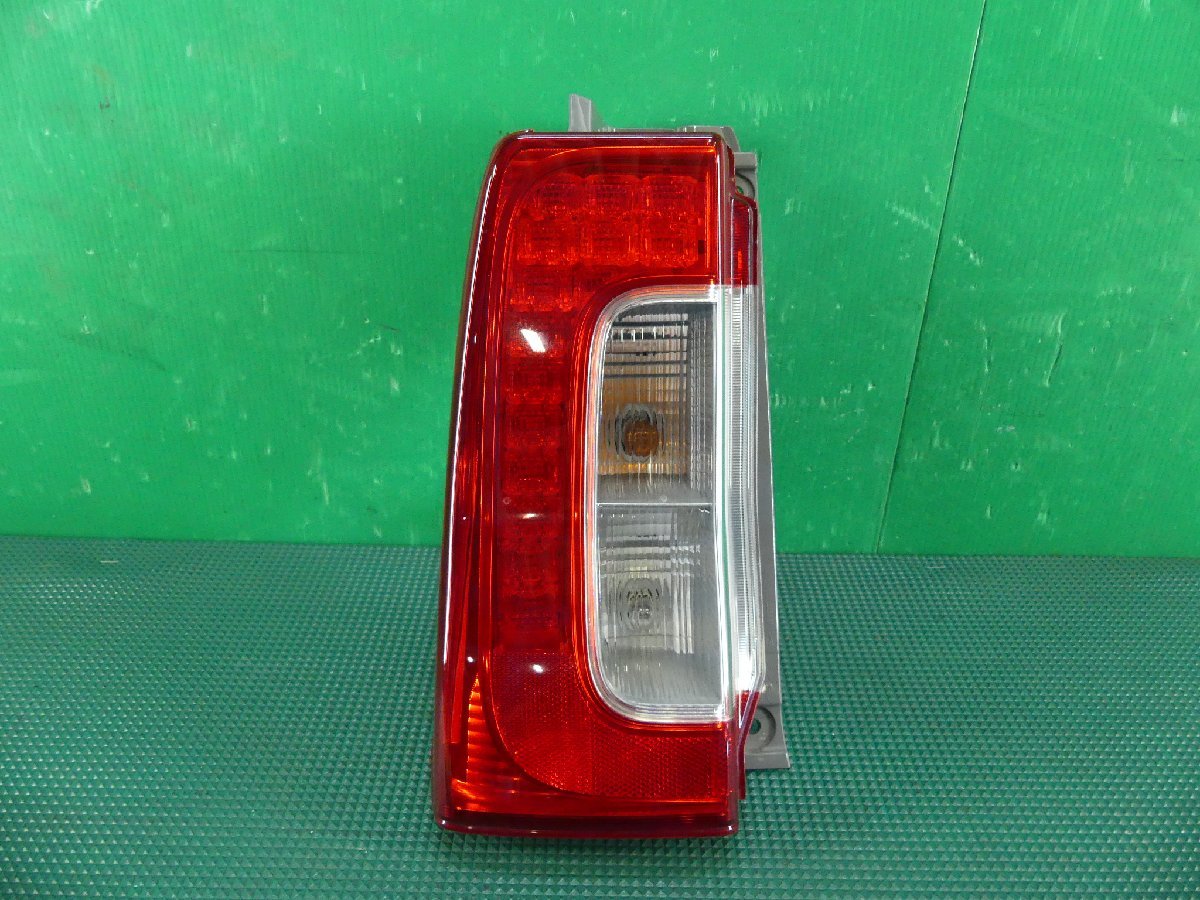 【傷や汚れあり】タント LA600S 純正 左 テールランプ 220-51391 33365 M326の落札情報詳細 - ヤフオク落札価格検索 ...