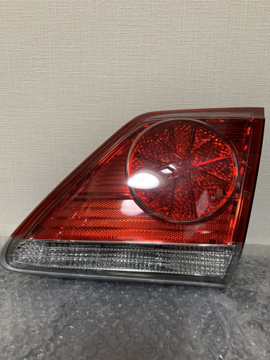 【目立った傷や汚れなし】美品 点灯OK 修理品 送料無料 200系 GRS 後期 クラウン アスリート アニバーサリー ICHIKOH 30-373 純正 LED テール 右 運転席 内側の ...