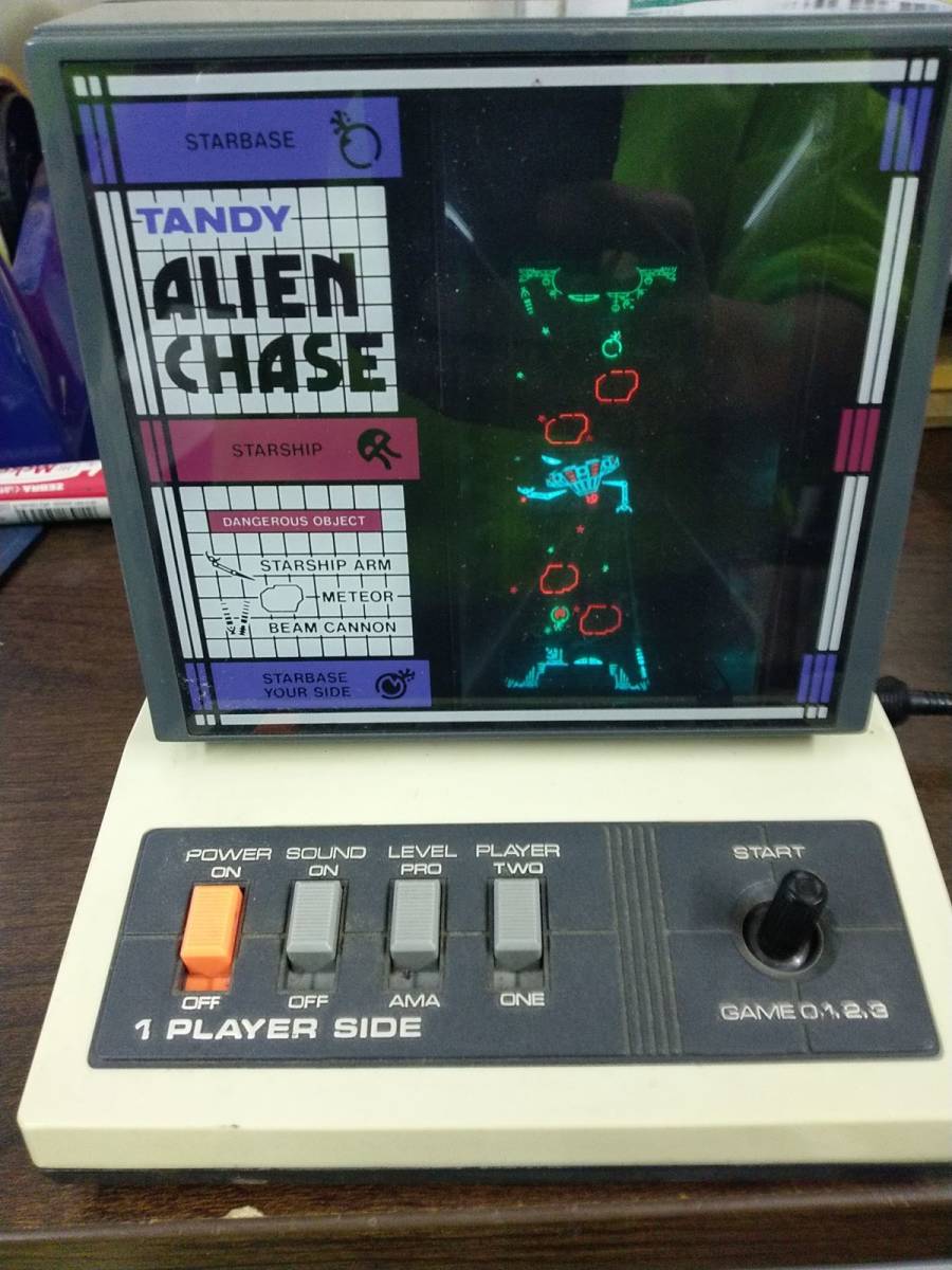 【やや傷や汚れあり】FG874【動作可能】エイリアンチェイス ダブル液晶 TANDY ALIEN CHASE 海外製 ゲーム lsi lcd ...