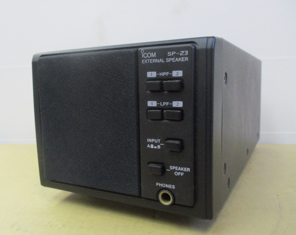 【目立った傷や汚れなし】[絶品]ICOM SP-23 オーディオフィルター付卓上外部スピーカー(入力2系統切替SW付)IC-7610/7410 ...