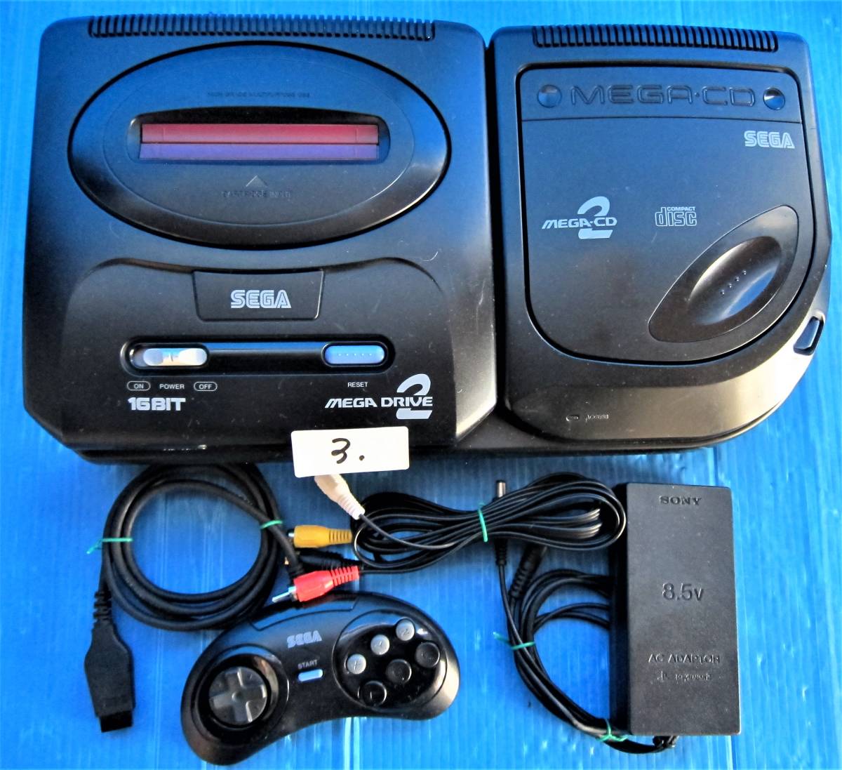 【やや傷や汚れあり】SEGA MEGA-DRIVE2(HAA2502)+MEGA-CD2(HAA2912) 中古ジャンク品 3の落札情報詳細 - ヤフオク落札価格情報 オークフリー